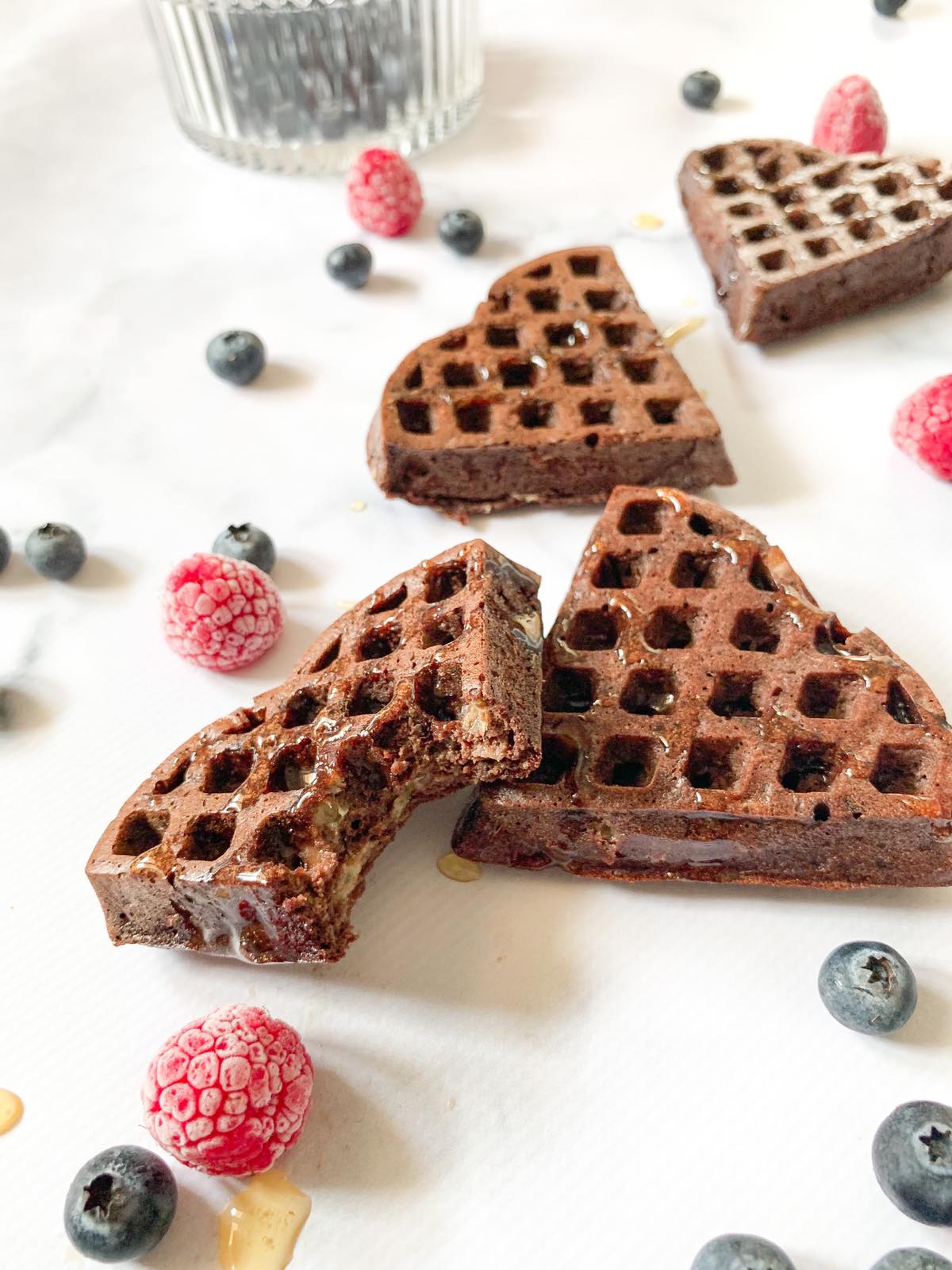 Σοκολατένιες waffles φούρνου με μπανάνα χωρίς αλεύρι – Just a Mom